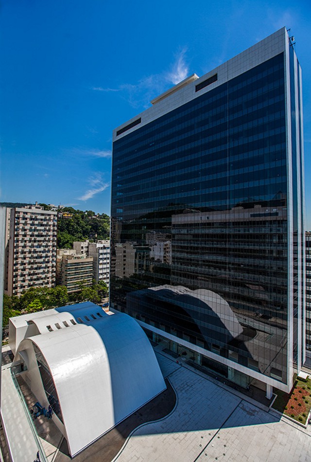 Brasil: Fundação Getúlio Vargas, Rio de Janeiro - João y Oscar Niemeyer